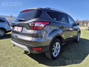 Pelēks Ford Kuga 2016 Liepāja, ar dzinēja tilpumu 1.50 L un nobraukumu 164 tūkst. km par 10600 €, foto 6 vietnē AUTOMOTO.COM.LV
