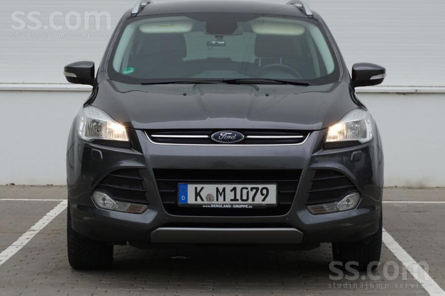 Grey Ford Kuga 2016 in Riga, with an engine capacity of 2.00 L and mileage of 194 thousand km for 8900 €, photo 4 on AUTOMOTO.COM.LV