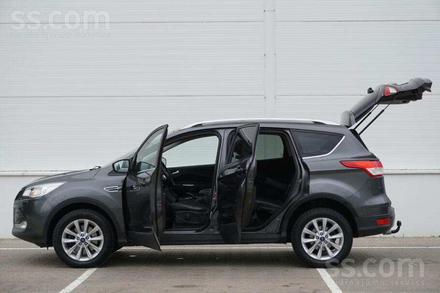 Grey Ford Kuga 2016 in Riga, with an engine capacity of 2.00 L and mileage of 194 thousand km for 8900 €, photo 8 on AUTOMOTO.COM.LV