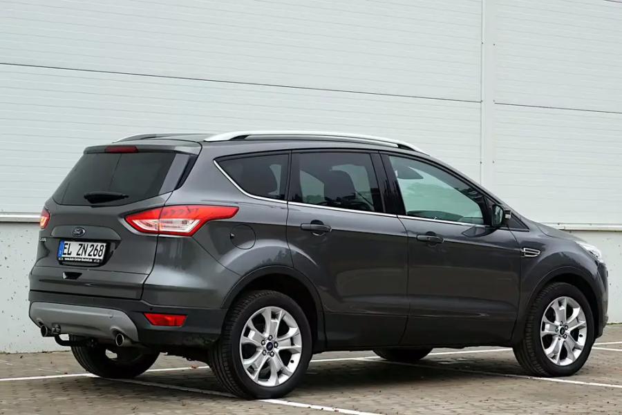 Pelēks Ford Kuga 2016 Rīga, ar dzinēja tilpumu 2.00 L un nobraukumu 162 tūkst. km par 7600 €, foto 12 vietnē AUTOMOTO.COM.LV