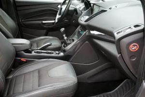 Pelēks Ford Kuga 2016 Rīga, ar dzinēja tilpumu 2.00 L un nobraukumu 162 tūkst. km par 7600 €, foto 17 vietnē AUTOMOTO.COM.LV