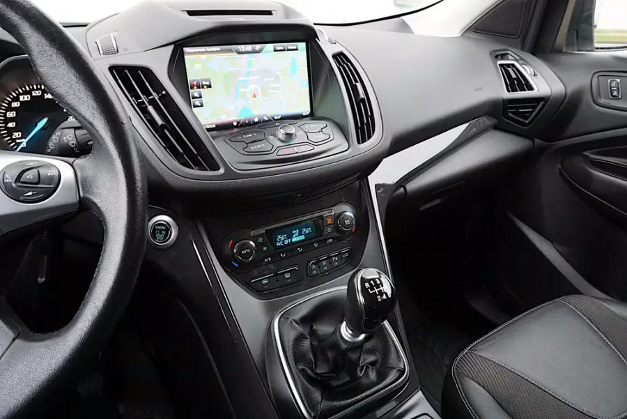 Pelēks Ford Kuga 2016 Rīga, ar dzinēja tilpumu 2.00 L un nobraukumu 162 tūkst. km par 7600 €, foto 27 vietnē AUTOMOTO.COM.LV
