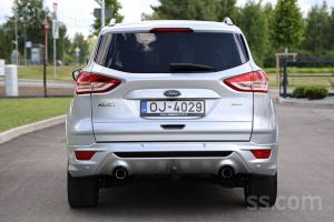 Pelēks Ford Kuga 2016 Jelgava, ar dzinēja tilpumu 1.50 L un nobraukumu 0 tūkst. km par 10990 €, foto 6 vietnē AUTOMOTO.COM.LV
