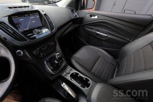 Pelēks Ford Kuga 2016 Jelgava, ar dzinēja tilpumu 1.50 L un nobraukumu 0 tūkst. km par 10990 €, foto 21 vietnē AUTOMOTO.COM.LV