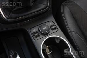 Pelēks Ford Kuga 2016 Jelgava, ar dzinēja tilpumu 1.50 L un nobraukumu 0 tūkst. km par 10990 €, foto 22 vietnē AUTOMOTO.COM.LV