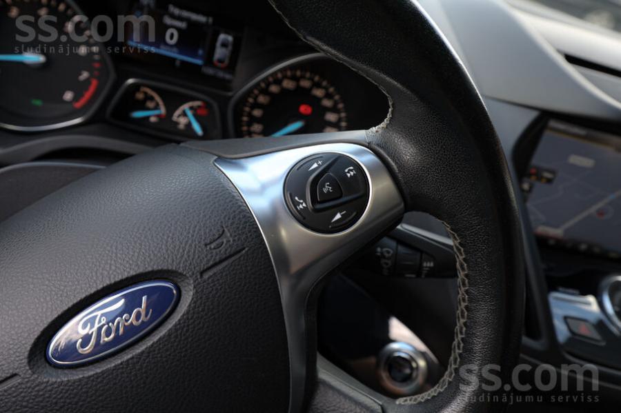 Pelēks Ford Kuga 2016 Jelgava, ar dzinēja tilpumu 1.50 L un nobraukumu 0 tūkst. km par 10990 €, foto 23 vietnē AUTOMOTO.COM.LV