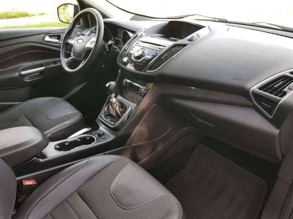 Pelēks Ford Kuga 2016 Šauļi, ar dzinēja tilpumu 2.00 L un nobraukumu 235 tūkst. km par 7200 €, foto 7 vietnē AUTOMOTO.COM.LV