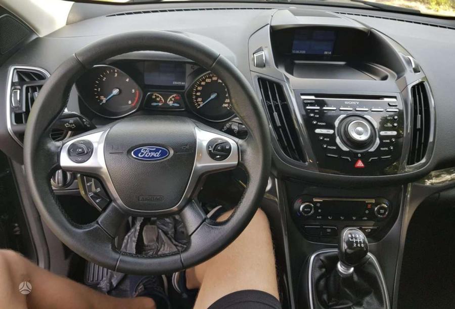 Grey Ford Kuga 2016 in Siauliai, with an engine capacity of 2.00 L and mileage of 235 thousand km for 7200 €, photo 14 on AUTOMOTO.COM.LV