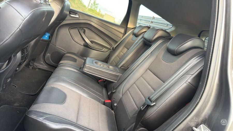 Pelēks Ford Kuga 2016 Viļņa, ar dzinēja tilpumu 2.00 L un nobraukumu 263 tūkst. km par 4500 €, foto 17 vietnē AUTOMOTO.COM.LV