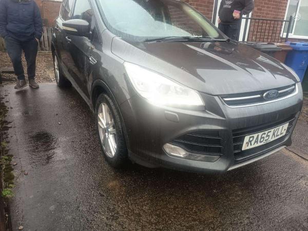 Grey Ford Kuga 2016 in Sirvintos, with an engine capacity of 2.00 L and mileage of 191 thousand km for 3267 €, photo 1 on AUTOMOTO.COM.LV