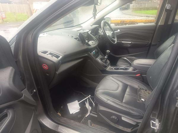 Grey Ford Kuga 2016 in Sirvintos, with an engine capacity of 2.00 L and mileage of 191 thousand km for 3267 €, photo 10 on AUTOMOTO.COM.LV