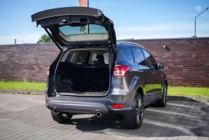Grey Ford Kuga 2016 in Marijampole, with an engine capacity of 2.00 L and mileage of 236 thousand km for 7750 €, photo 10 on AUTOMOTO.COM.LV