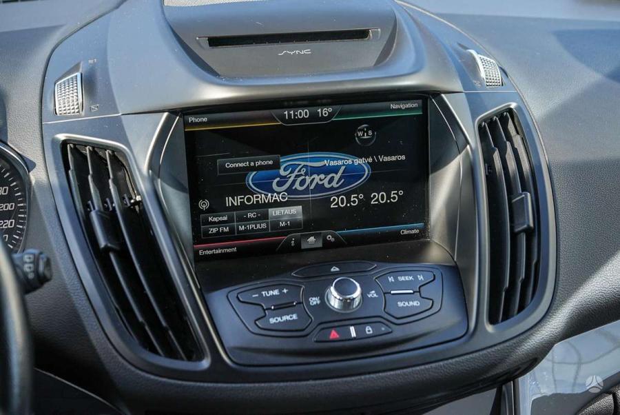 Grey Ford Kuga 2016 in Marijampole, with an engine capacity of 2.00 L and mileage of 236 thousand km for 7750 €, photo 16 on AUTOMOTO.COM.LV