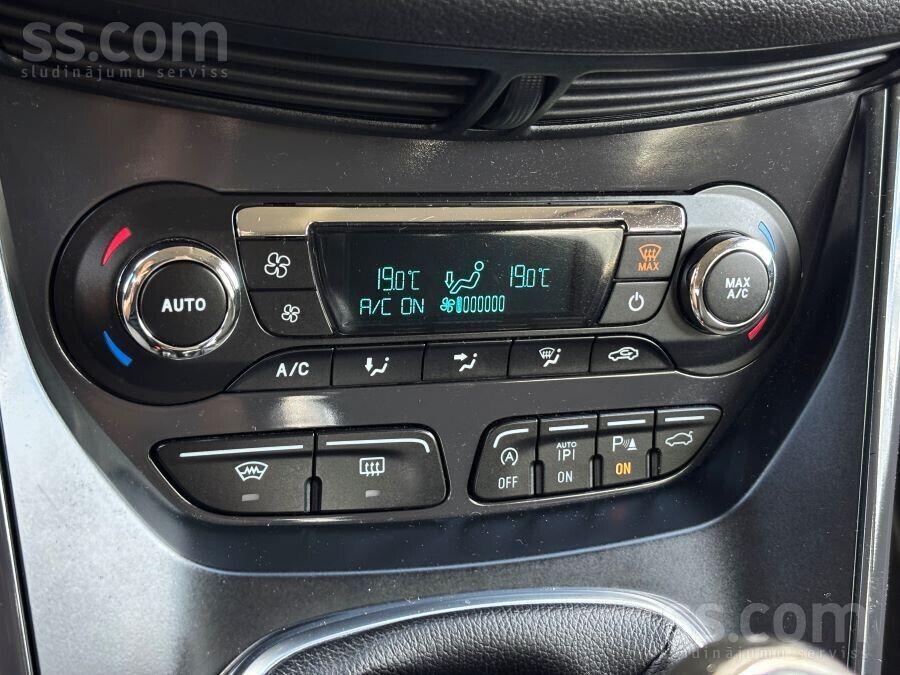Grey Ford Kuga 2016 in Riga, with an engine capacity of 1.50 L and mileage of 143 thousand km for 8650 €, photo 17 on AUTOMOTO.COM.LV