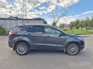 Pelēks Ford Kuga 2016 Rīga, ar dzinēja tilpumu 2.00 L un nobraukumu 133 tūkst. km par 10990 €, foto 6 vietnē AUTOMOTO.COM.LV