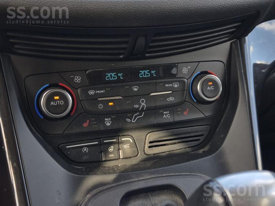 Pelēks Ford Kuga 2016 Rīga, ar dzinēja tilpumu 2.00 L un nobraukumu 133 tūkst. km par 10990 €, foto 16 vietnē AUTOMOTO.COM.LV