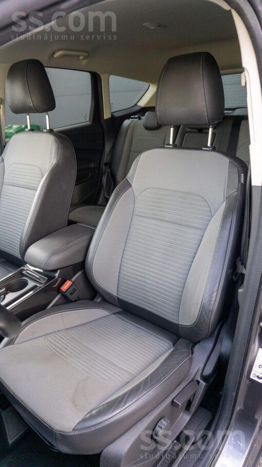 Grey Ford Kuga 2016 in Riga, with an engine capacity of 2.00 L and mileage of 133 thousand km for 10990 €, photo 29 on AUTOMOTO.COM.LV