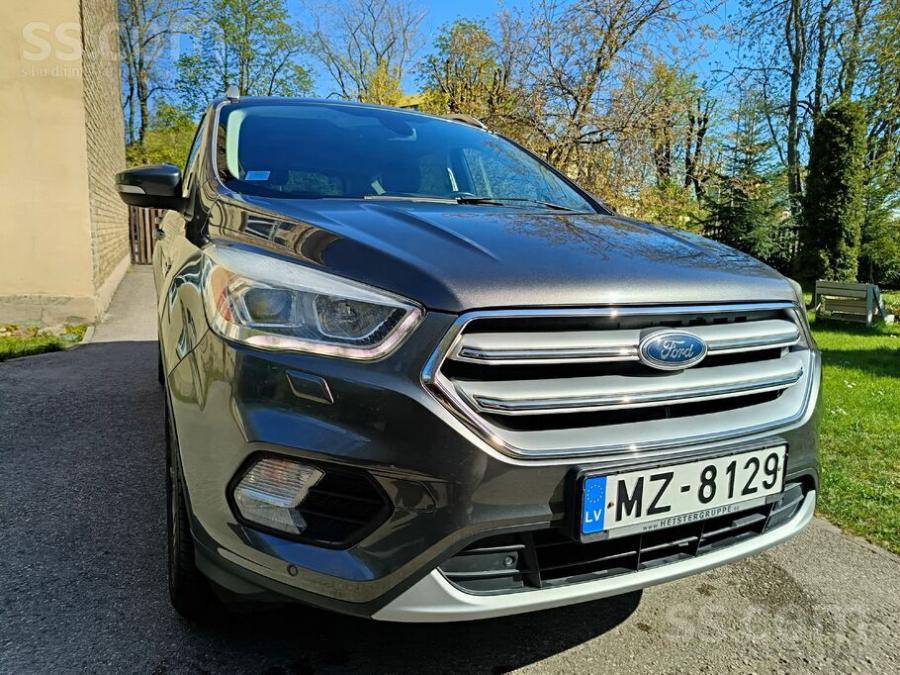Pelēks Ford Kuga 2017 Ventspils, ar dzinēja tilpumu 2.00 L un nobraukumu 174 tūkst. km par 11900 €, foto 2 vietnē AUTOMOTO.COM.LV