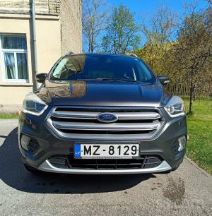 Pelēks Ford Kuga 2017 Ventspils, ar dzinēja tilpumu 2.00 L un nobraukumu 174 tūkst. km par 11900 €, foto 3 vietnē AUTOMOTO.COM.LV