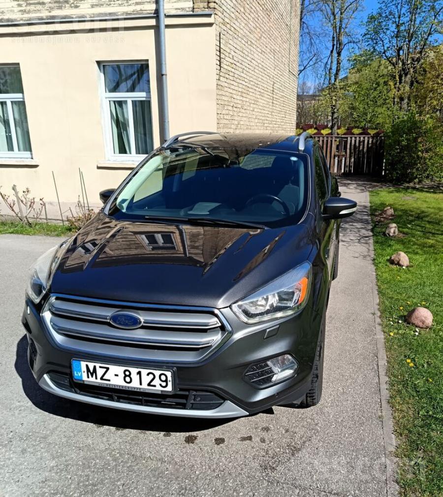 Pelēks Ford Kuga 2017 Ventspils, ar dzinēja tilpumu 2.00 L un nobraukumu 174 tūkst. km par 11900 €, foto 12 vietnē AUTOMOTO.COM.LV