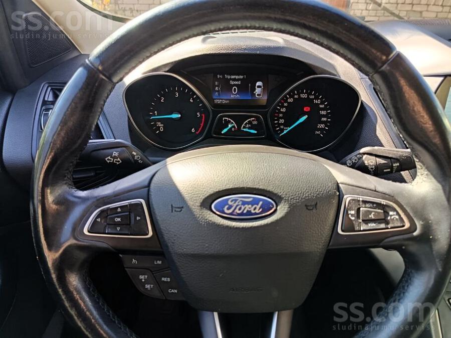 Pelēks Ford Kuga 2017 Ventspils, ar dzinēja tilpumu 2.00 L un nobraukumu 174 tūkst. km par 11900 €, foto 14 vietnē AUTOMOTO.COM.LV