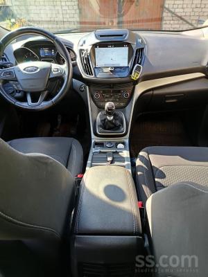 Pelēks Ford Kuga 2017 Ventspils, ar dzinēja tilpumu 2.00 L un nobraukumu 174 tūkst. km par 11900 €, foto 16 vietnē AUTOMOTO.COM.LV