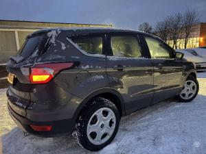 Grey Ford Kuga 2017 in Kaunas, with an engine capacity of 2.00 L and mileage of 224 thousand km for 7750 €, photo  on AUTOMOTO.COM.LV