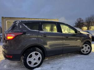 Pelēks Ford Kuga 2017 Kauņa, ar dzinēja tilpumu 2.00 L un nobraukumu 224 tūkst. km par 7750 €, foto 14 vietnē AUTOMOTO.COM.LV