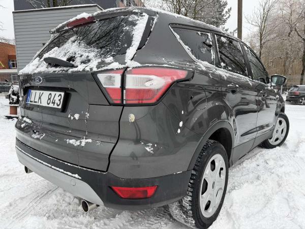 Grey Ford Kuga 2017 in Kaunas, with an engine capacity of 2.00 L and mileage of 224 thousand km for 7750 €, photo 4 on AUTOMOTO.COM.LV