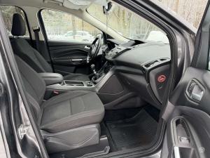 Grey Ford Kuga 2017 in Kaunas, with an engine capacity of 2.00 L and mileage of 224 thousand km for 7750 €, photo 12 on AUTOMOTO.COM.LV