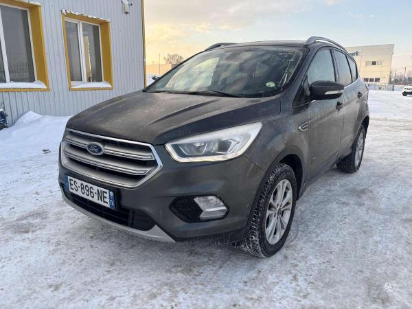 Pelēks Ford Kuga 2017 Tauragė, ar dzinēja tilpumu 2.00 L un nobraukumu 210 tūkst. km par 9700 €, foto 1 vietnē AUTOMOTO.COM.LV