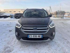Grey Ford Kuga 2017 in Taurage, with an engine capacity of 2.00 L and mileage of 210 thousand km for 9700 €, photo 2 on AUTOMOTO.COM.LV