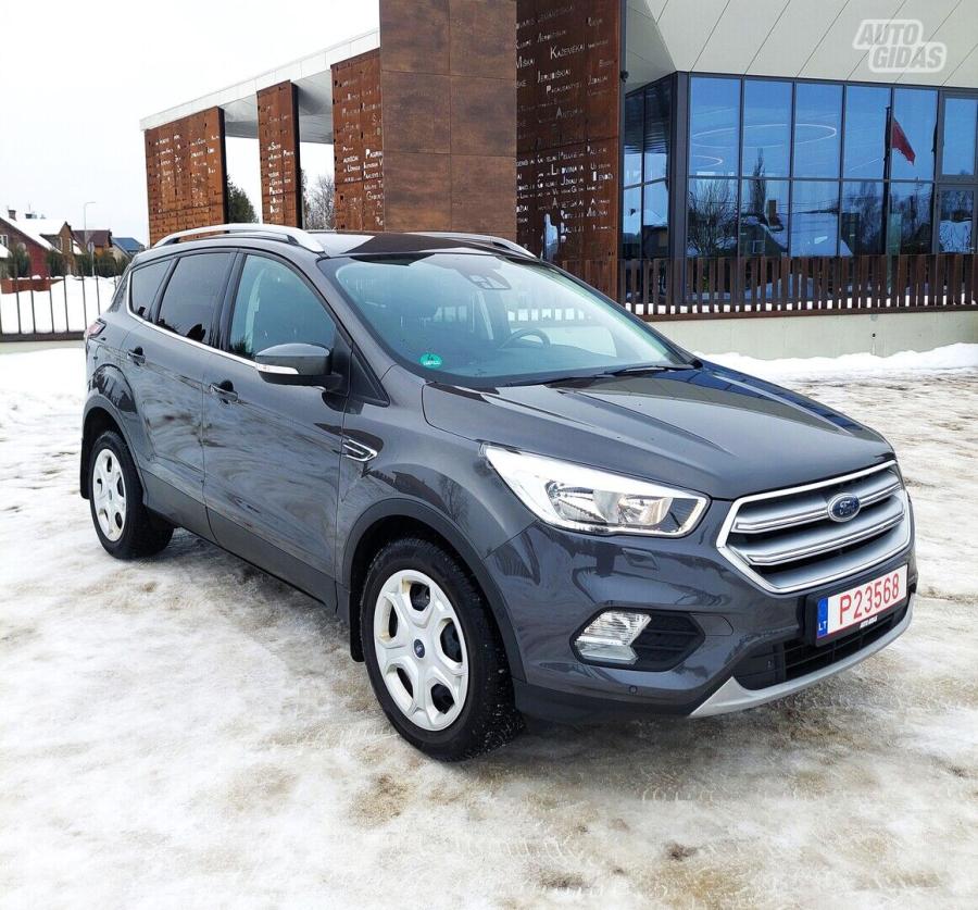 Pelēks Ford Kuga 2017 Jurbarkas, ar dzinēja tilpumu 1.50 L un nobraukumu 169 tūkst. km par 8900 €, foto 1 vietnē AUTOMOTO.COM.LV