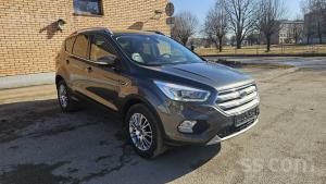 Grey Ford Kuga 2017 in Limbazi, with an engine capacity of 2.00 L and mileage of 238 thousand km for 11500 €, photo 3 on AUTOMOTO.COM.LV