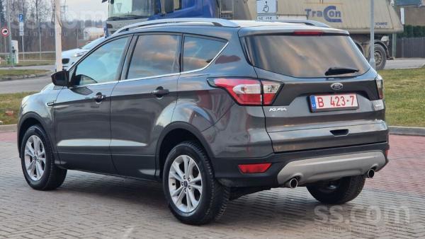 Pelēks Ford Kuga 2017 Jelgava, ar dzinēja tilpumu 1.50 L un nobraukumu 184 tūkst. km par 10950 €, foto 5 vietnē AUTOMOTO.COM.LV