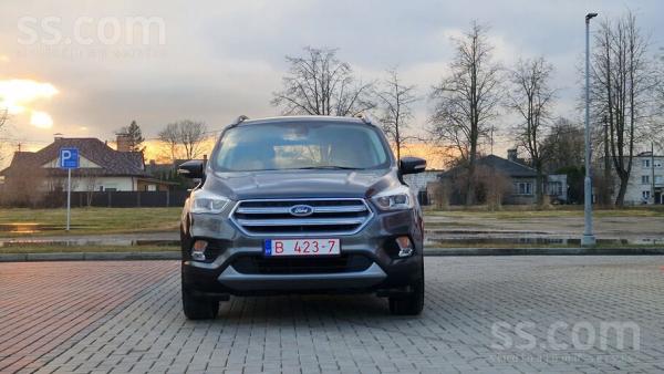 Pelēks Ford Kuga 2017 Jelgava, ar dzinēja tilpumu 1.50 L un nobraukumu 184 tūkst. km par 10950 €, foto 9 vietnē AUTOMOTO.COM.LV