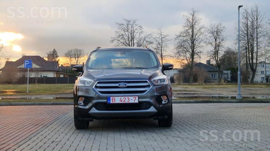 Grey Ford Kuga 2017 in Jelgava, with an engine capacity of 1.50 L and mileage of 184 thousand km for 10950 €, photo 9 on AUTOMOTO.COM.LV