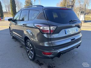 Grey Ford Kuga 2017 in Taurage, with an engine capacity of 1.50 L and mileage of 180 thousand km for 9500 €, photo 6 on AUTOMOTO.COM.LV