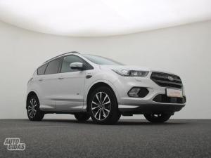 Pelēks Ford Kuga 2017 Viļņa, ar dzinēja tilpumu 1.50 L un nobraukumu 58 tūkst. km par 15999 €, foto 12 vietnē AUTOMOTO.COM.LV