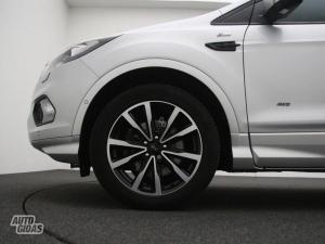 Pelēks Ford Kuga 2017 Viļņa, ar dzinēja tilpumu 1.50 L un nobraukumu 58 tūkst. km par 15999 €, foto 29 vietnē AUTOMOTO.COM.LV