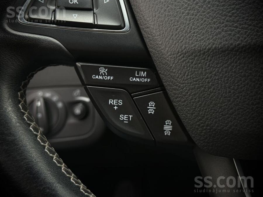 Pelēks Ford Kuga 2017 Tukums, ar dzinēja tilpumu 2.00 L un nobraukumu 162 tūkst. km par 13990 €, foto 17 vietnē AUTOMOTO.COM.LV