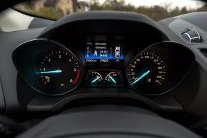 Pelēks Ford Kuga 2017 Jelgava, ar dzinēja tilpumu 2.00 L un nobraukumu 216 tūkst. km par 9500 €, foto 12 vietnē AUTOMOTO.COM.LV