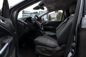 Pelēks Ford Kuga 2017 Jelgava, ar dzinēja tilpumu 2.00 L un nobraukumu 216 tūkst. km par 9500 €, foto 18 vietnē AUTOMOTO.COM.LV