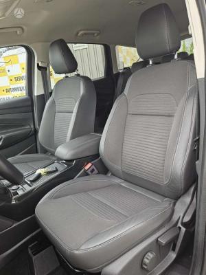 Pelēks Ford Kuga 2017 Šauļi, ar dzinēja tilpumu 1.50 L un nobraukumu 137 tūkst. km par 11950 €, foto 15 vietnē AUTOMOTO.COM.LV