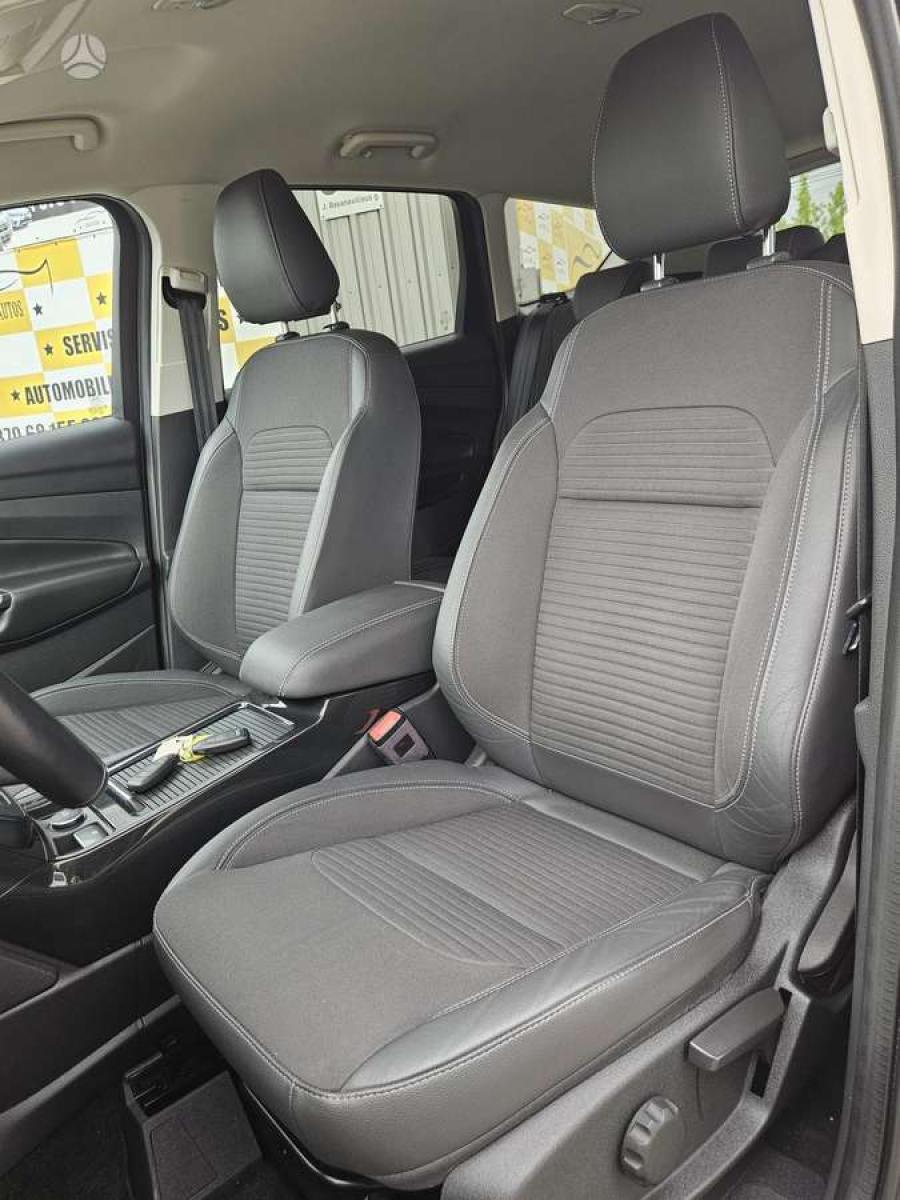 Pelēks Ford Kuga 2017 Šauļi, ar dzinēja tilpumu 1.50 L un nobraukumu 137 tūkst. km par 11950 €, foto 15 vietnē AUTOMOTO.COM.LV