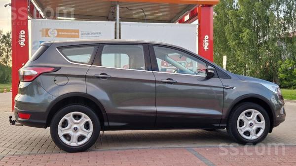 Pelēks Ford Kuga 2017 Jelgava, ar dzinēja tilpumu 1.50 L un nobraukumu 98 tūkst. km par 10950 €, foto 8 vietnē AUTOMOTO.COM.LV