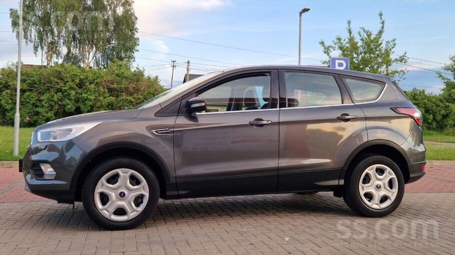 Grey Ford Kuga 2017 in Jelgava, with an engine capacity of 1.50 L and mileage of 98 thousand km for 10950 €, photo 17 on AUTOMOTO.COM.LV