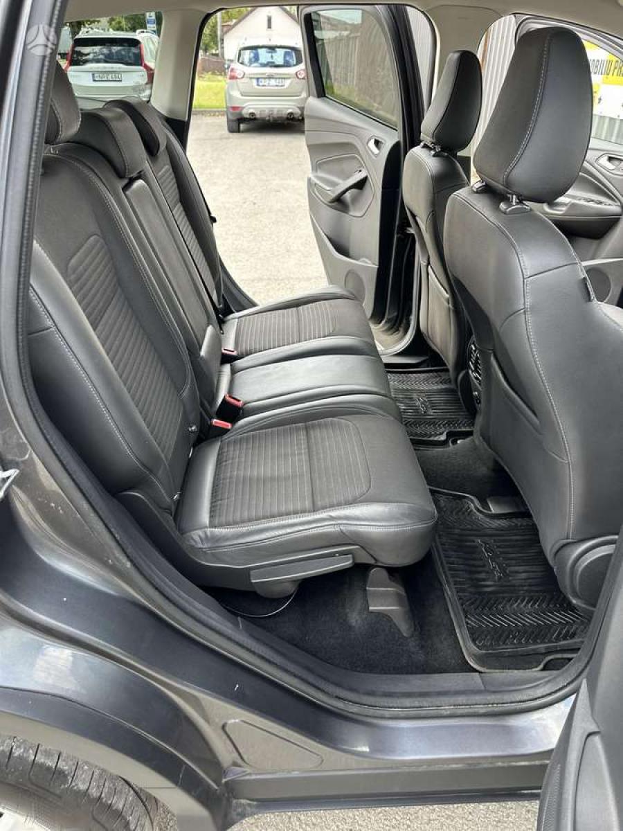 Pelēks Ford Kuga 2017 Šauļi, ar dzinēja tilpumu 1.50 L un nobraukumu 227 tūkst. km par 9450 €, foto 35 vietnē AUTOMOTO.COM.LV