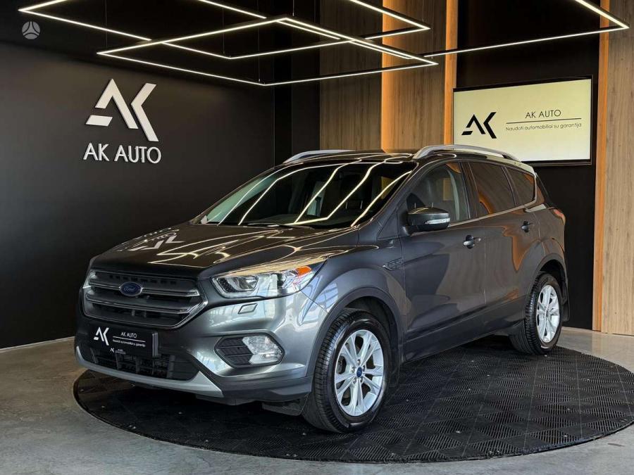 Grey Ford Kuga 2017 in Kaunas, with an engine capacity of 1.50 L and mileage of 195 thousand km for 9490 €, photo 7 on AUTOMOTO.COM.LV