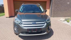 Grey Ford Kuga 2017 in Kaunas, with an engine capacity of 1.50 L and mileage of 210 thousand km for 7490 €, photo 5 on AUTOMOTO.COM.LV